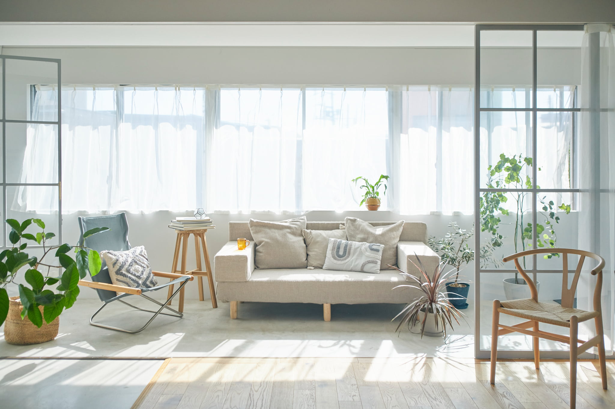 aL/Right STUDIO. - STUDIO PRESS