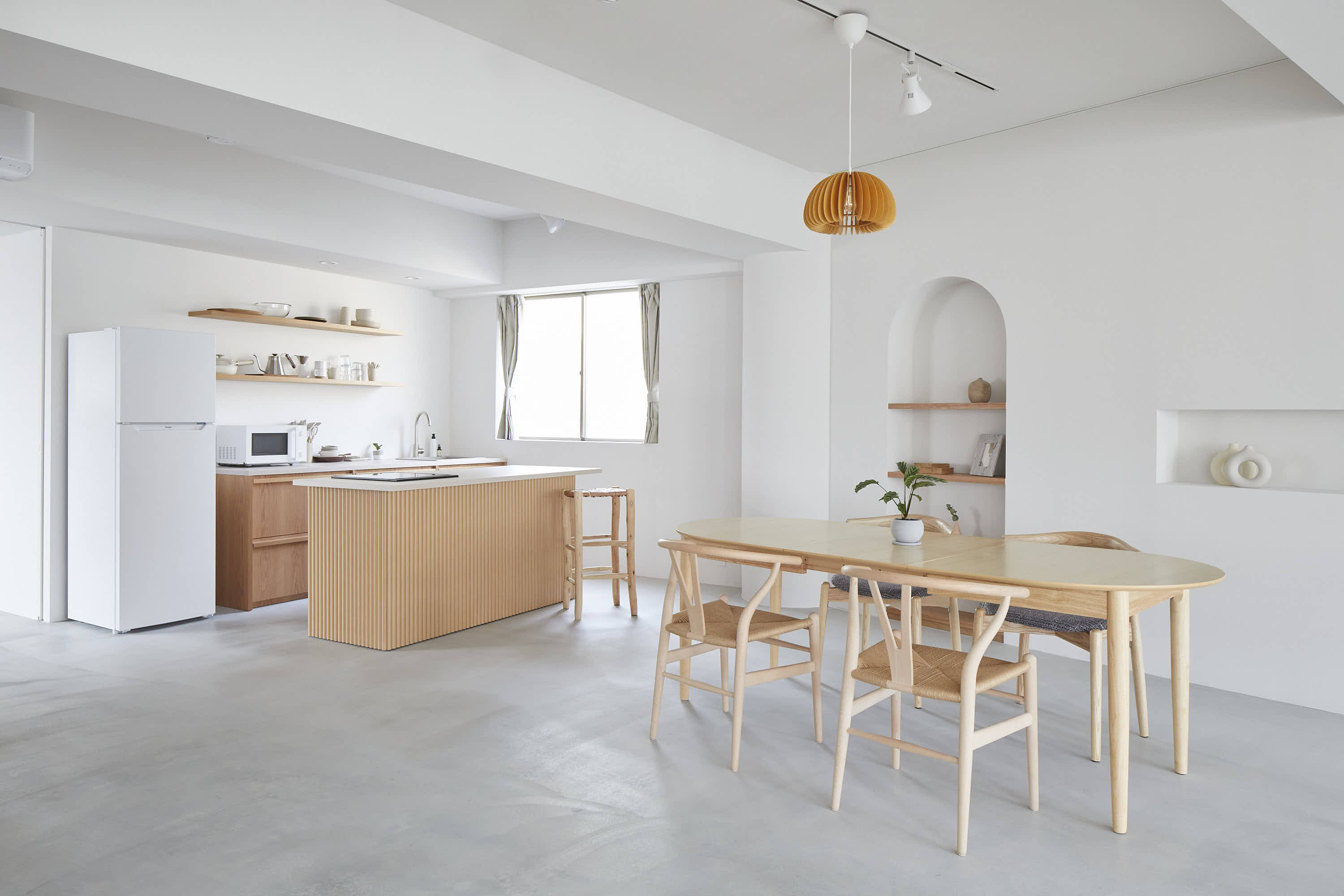 Beige/R STUDiO - STUDIO PRESS