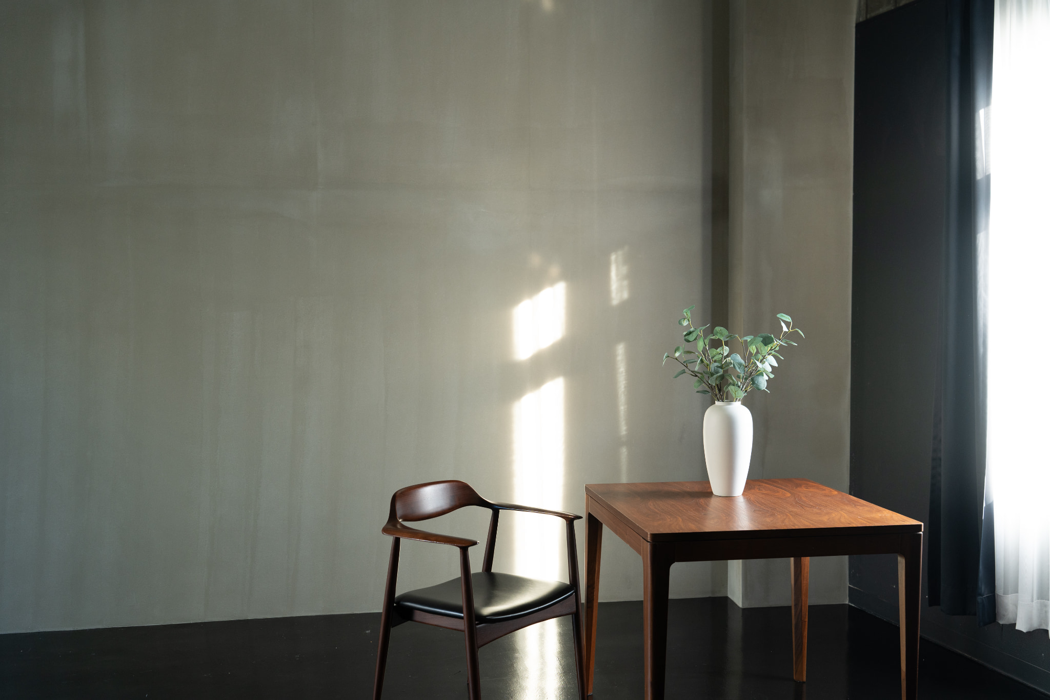 LUZZ STUDIO - STUDIO PRESS