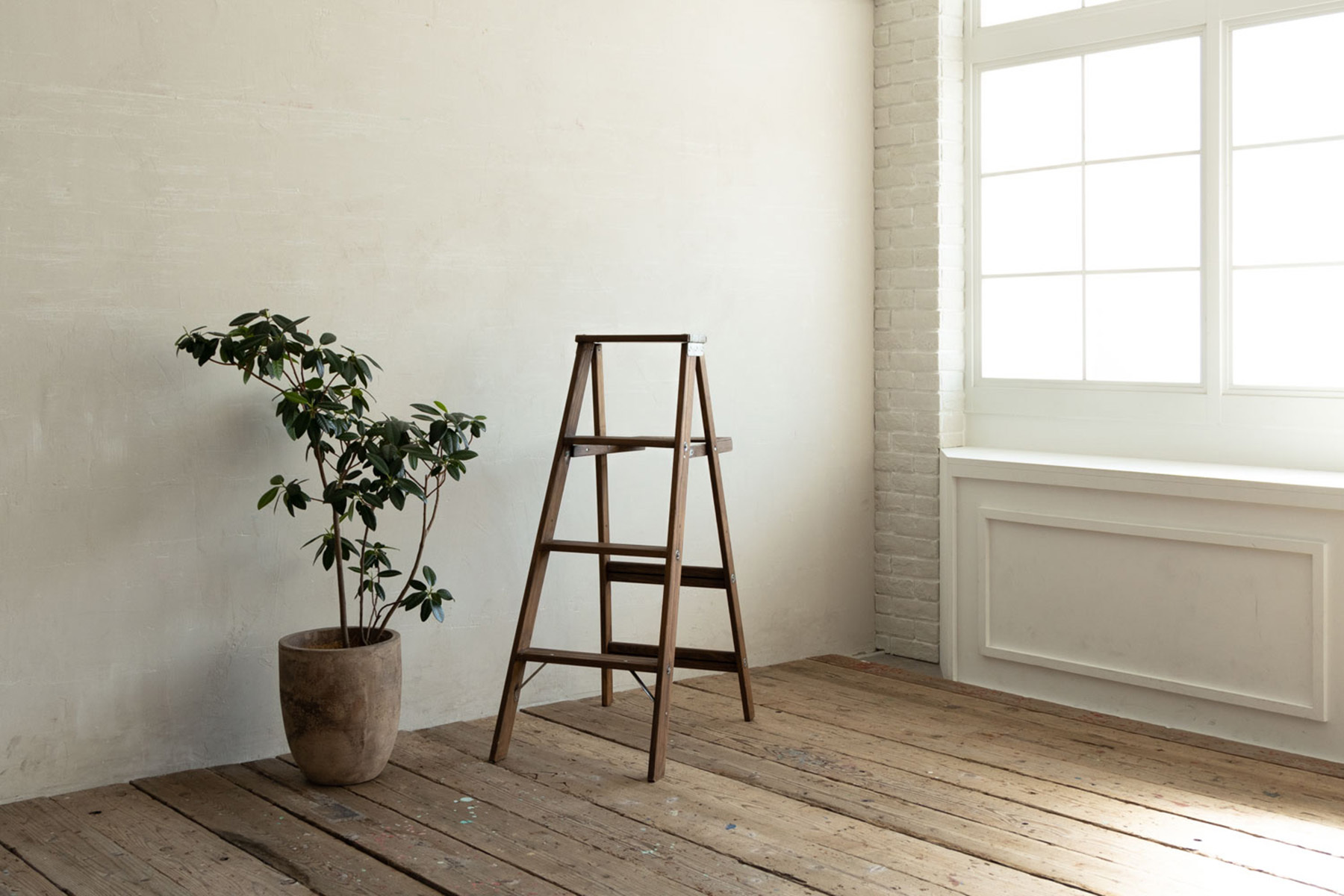 STUDIO TWOBEE - STUDIO PRESS