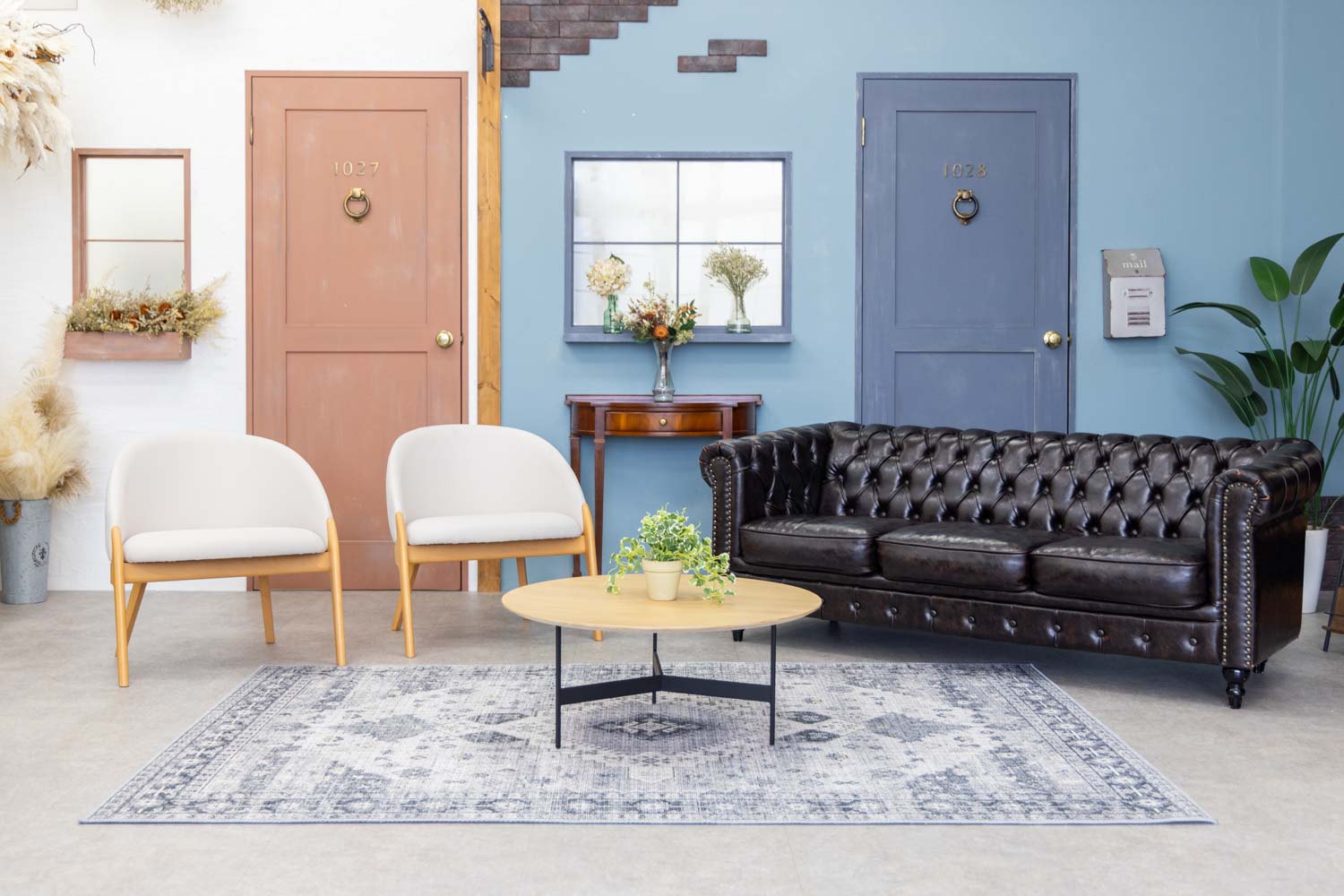 STUDIO TWOBEE - STUDIO PRESS